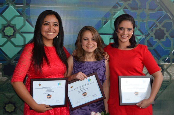 Estudiantes UDLAP hacen el 1, 2, 3 en el 2° Concurso de Ensayo ...