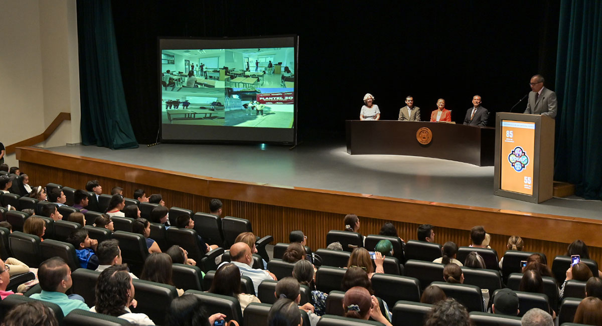 La UDLAP alienta el desarrollo de los futuros científicos e ingenieros ...