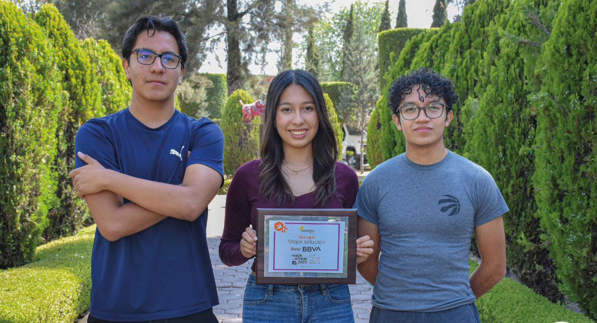 El Equipo Representativo STEM UDLAP subió al pódium del Swift Changemakers Hackathon 2025 - Blog ...